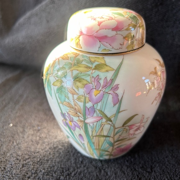 SHIBATA Japan | Art | Shibata Japan Ginger Jar | Poshmark